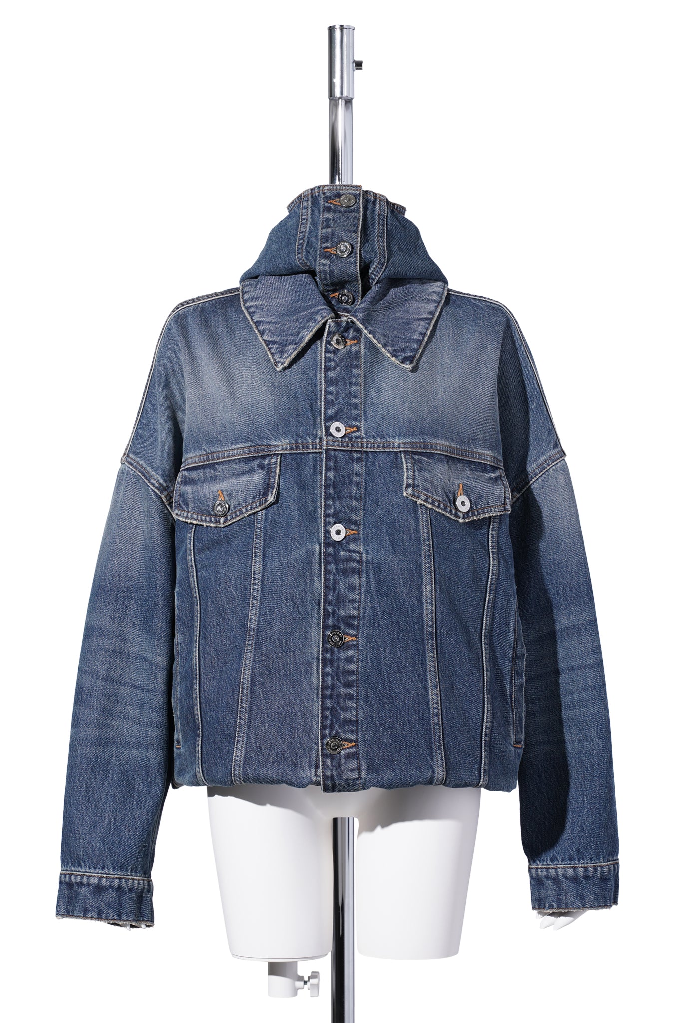 DOUBLE LAYER DENIM JACKET WITH HOOD DETAIL / VINTAGEBLUE – GR8